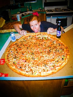 Thought you guys enjoy this: 40 inch BBQ brisket pizza from Big Lou's ...